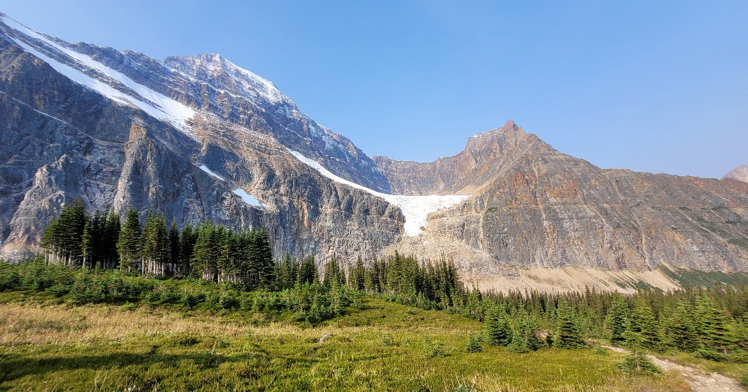 Uncover a Wonder: Four Beautiful Hikes in Jasper